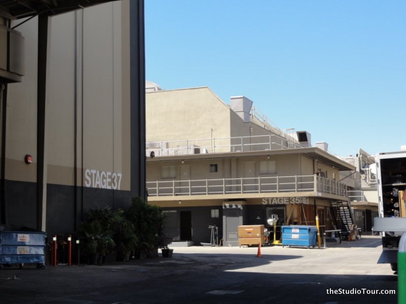the studiotour.com - Universal Studios Hollywood - Stage 37