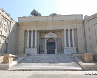 Square of Warriors / Spartacus Square - theStudioTour.com